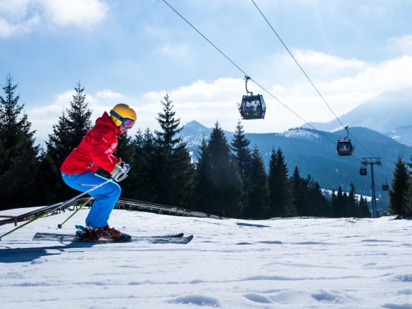 Najlepsza jazda na nartach na Słowacji | Bachledka Ski & Sun